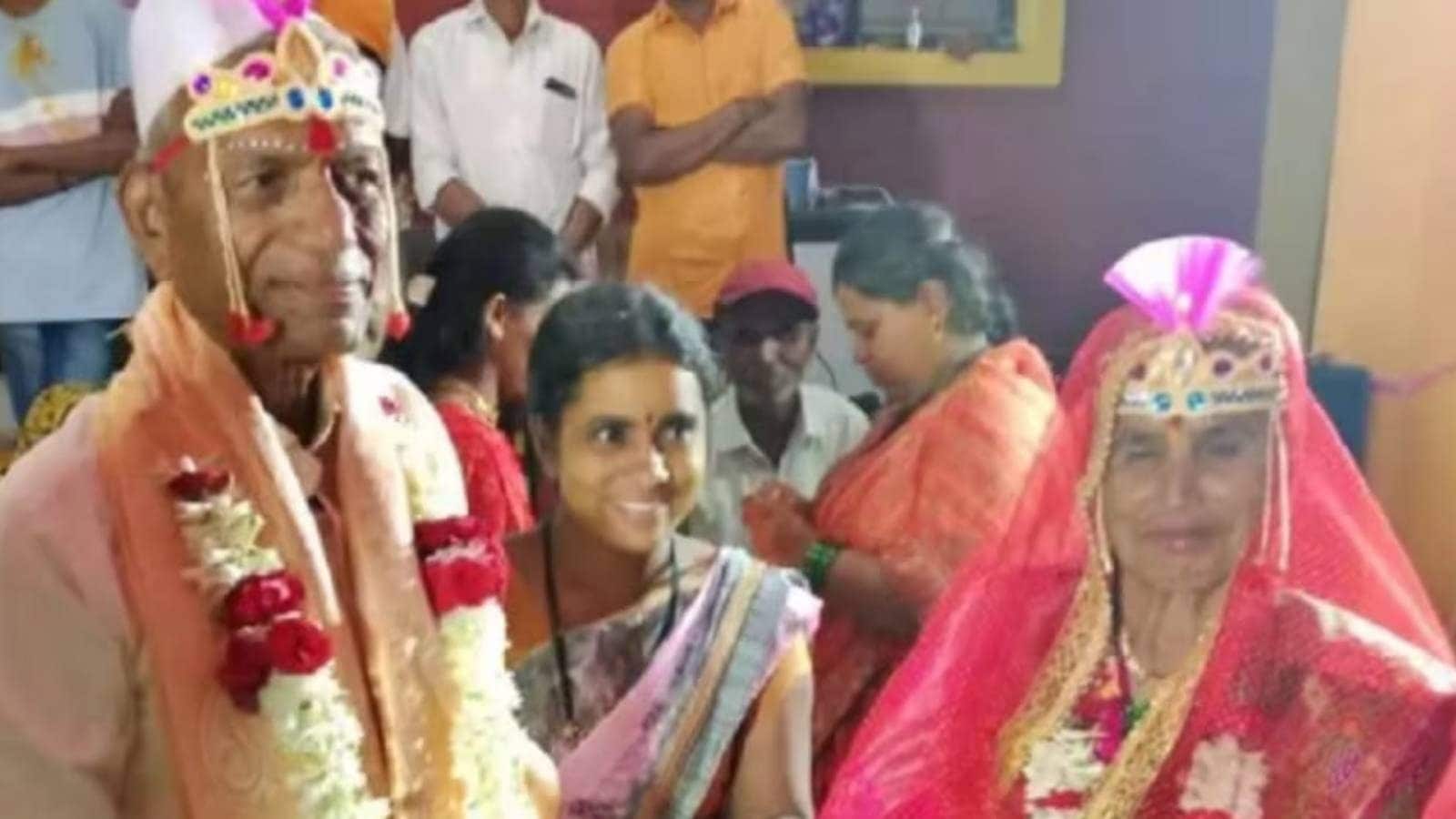 വൃദ്ധദനത്തിൽ പൂവിട്ട പ്രണയം 76കാരനും 70കാരിയും വിവാഹിതരായി