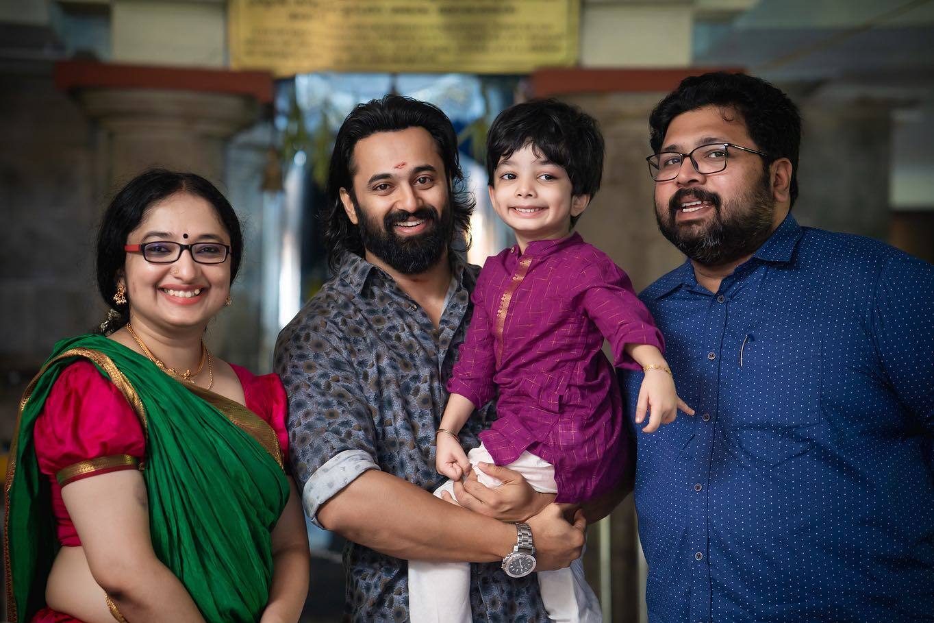 Unni Mukundan | ദിവ്യ എസ്. അയ്യരുടെ സഹോദരീ പുത്രന്റെ ഉപനയനത്തിന് ഉണ്ണി ...