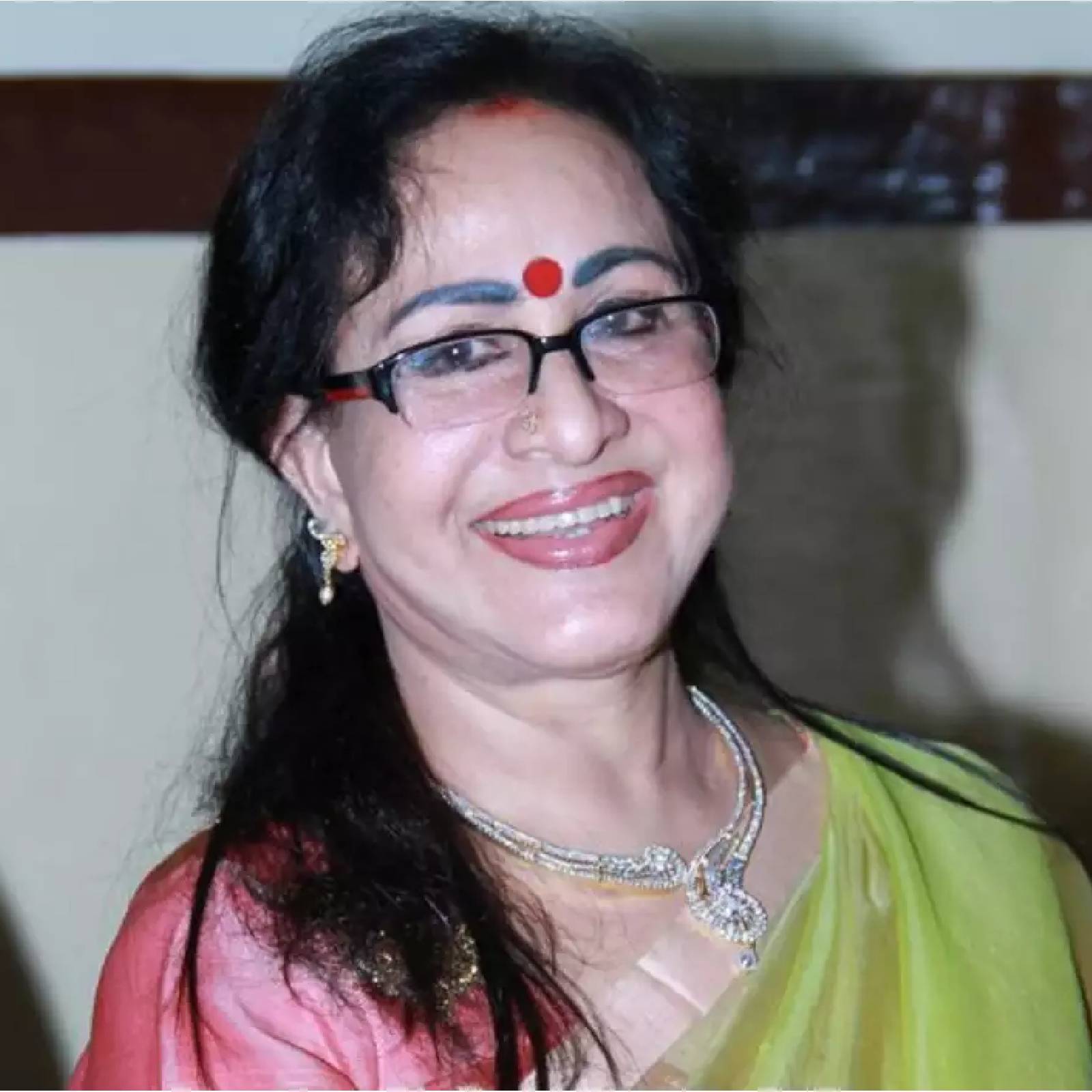 Actor Sheela | നടി ഷീല കുറിയേടത്ത് താത്രിക്കുട്ടിയുടെ കൊച്ചുമകളുടെ മകളോ ...
