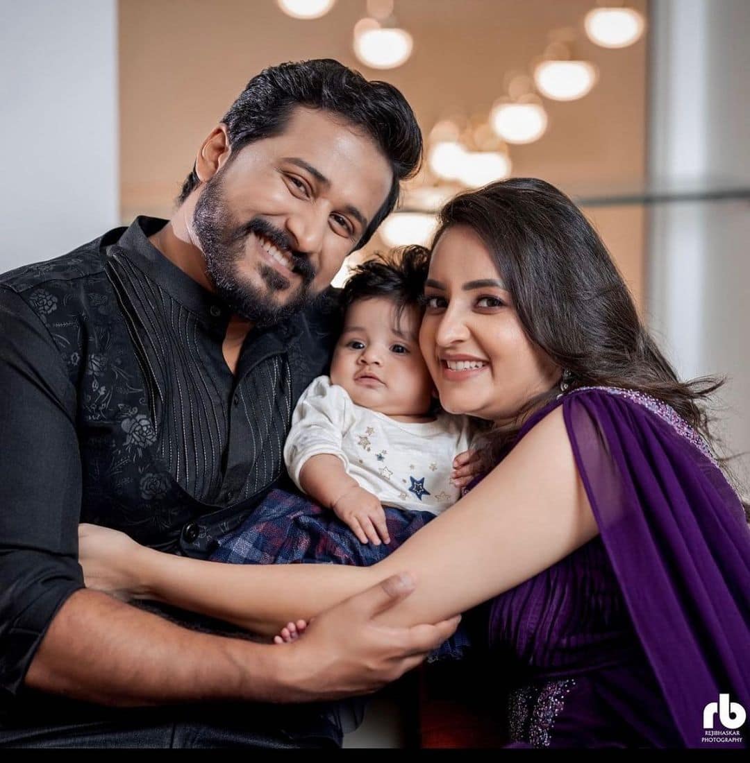 Bhamaa | പിറന്നാളിന് ഭർത്താവും മകളും എവിടെ? ചോദ്യത്തിന് ഭാമ മറുപടി ന ...