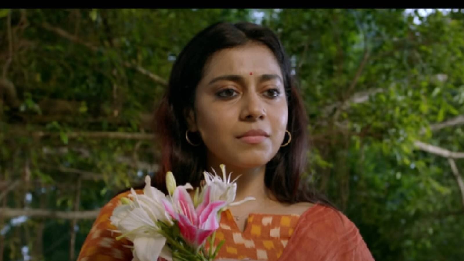 Neeraja trailer | ഒരു സ്ത്രീ ഒറ്റയ്ക്ക് ജീവിക്കാൻ തീരുമാനിച്ചാൽ... ശ്രുതി രാമചന്ദ്രന്റെ 'നീരജ ...