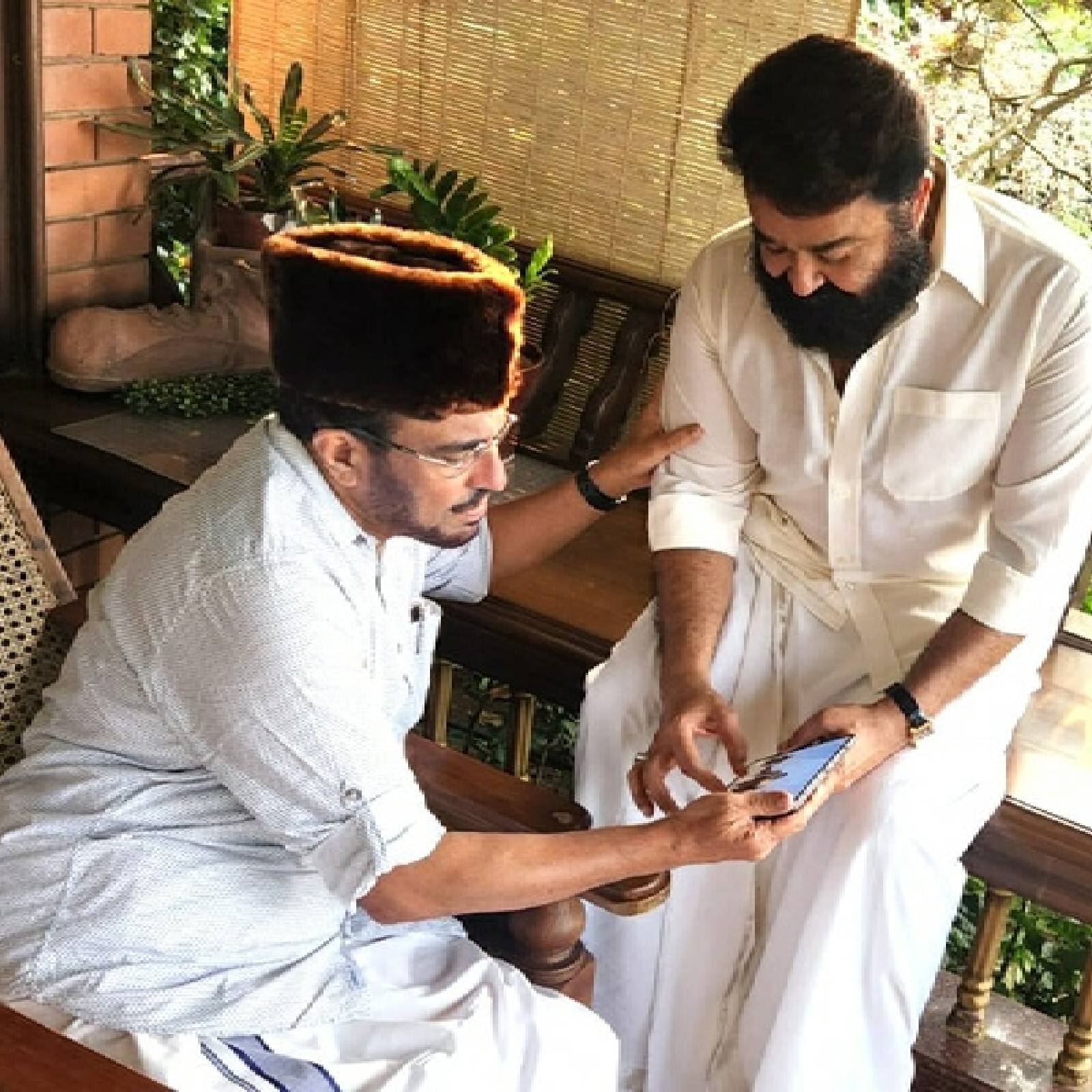 'സമ്മോഹനമായിരിക്കട്ടെ ലാലിന്റെ ജീവിതാരോഹണങ്ങൾ'; ആശംസകളറിയിച്ച് അബ് ...