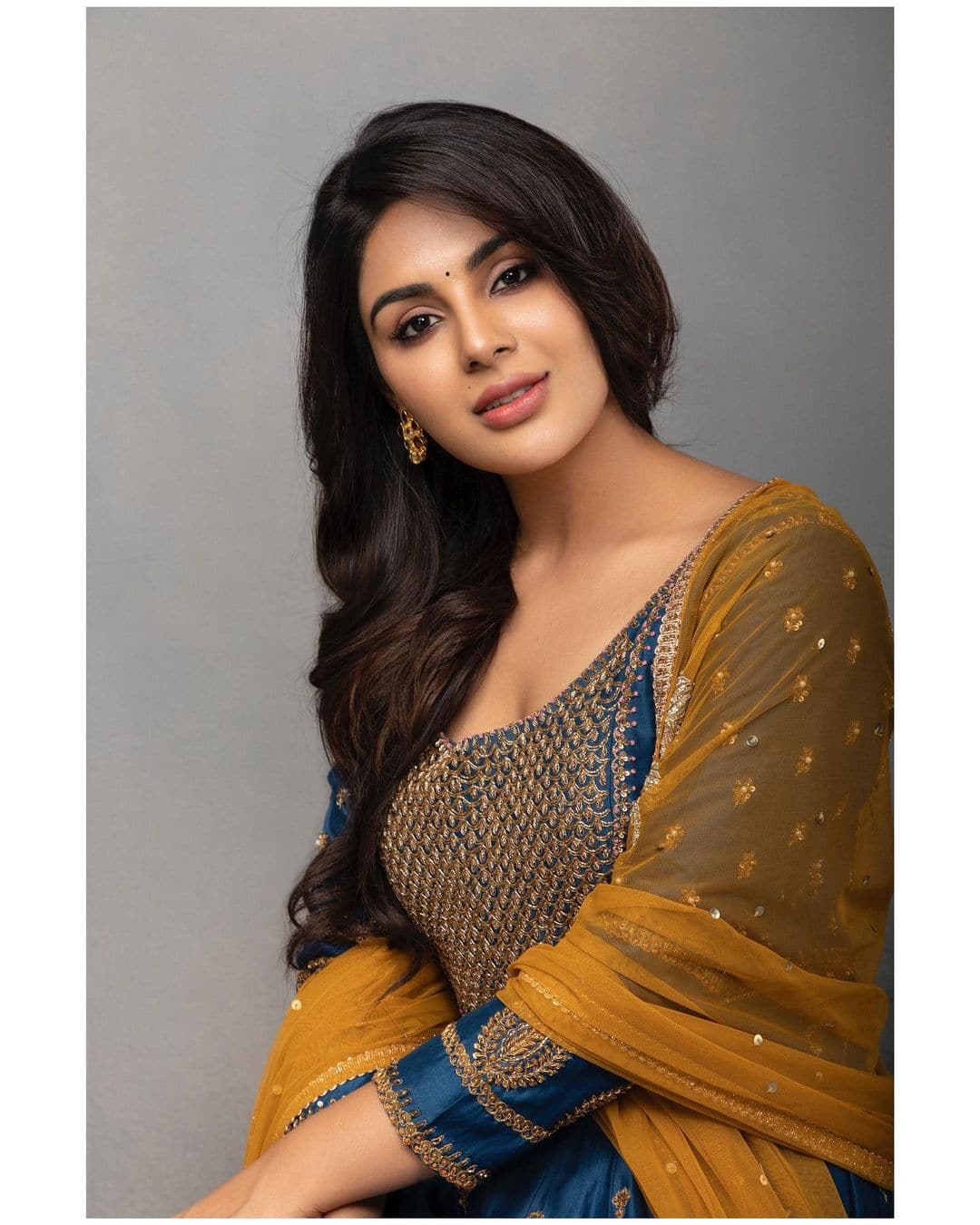 Samyuktha | അപ്സരസുന്ദരിയായി സംയുക്ത; ഇത് ഏതാ പടമെന്ന് ആരാധകര് ...