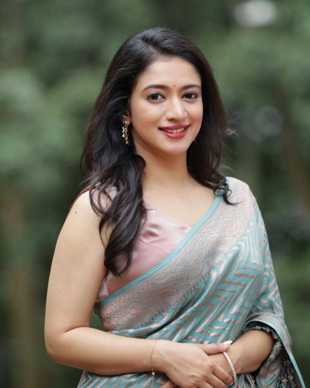 Nithya Mammen | പാട്ടുപോലെ എത്ര സുന്ദരം ! ഗായിക നിത്യാ മാമന്‍റെ ...