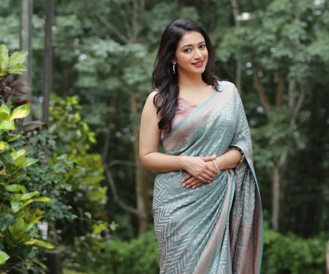 Nithya Mammen | പാട്ടുപോലെ എത്ര സുന്ദരം ! ഗായിക നിത്യാ മാമന്‍റെ ...