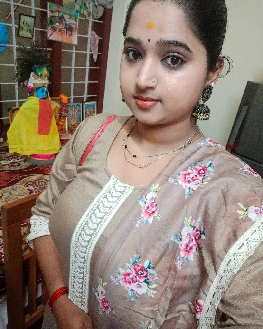 പ്രായമെത്രയെന്ന് അഞ്ജിതാ നായർ; കല്യാണം കഴിച്ചോട്ടെ, പൊന്നുപോലെ നോക്കാം എന്ന് പറയുന്നവരെ ...