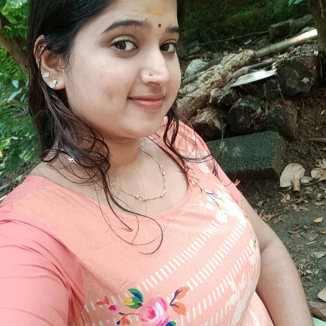 സുരേഷ് ഗോപിയോട് അച്ഛനോടെന്ന പോലെ സ്നേഹം; അഞ്ജിതയുടെ ഇഷ്‌ടനടൻ മറ്റൊരു സൂപ്പർസ്റ്റാർ – News18 മലയാളം