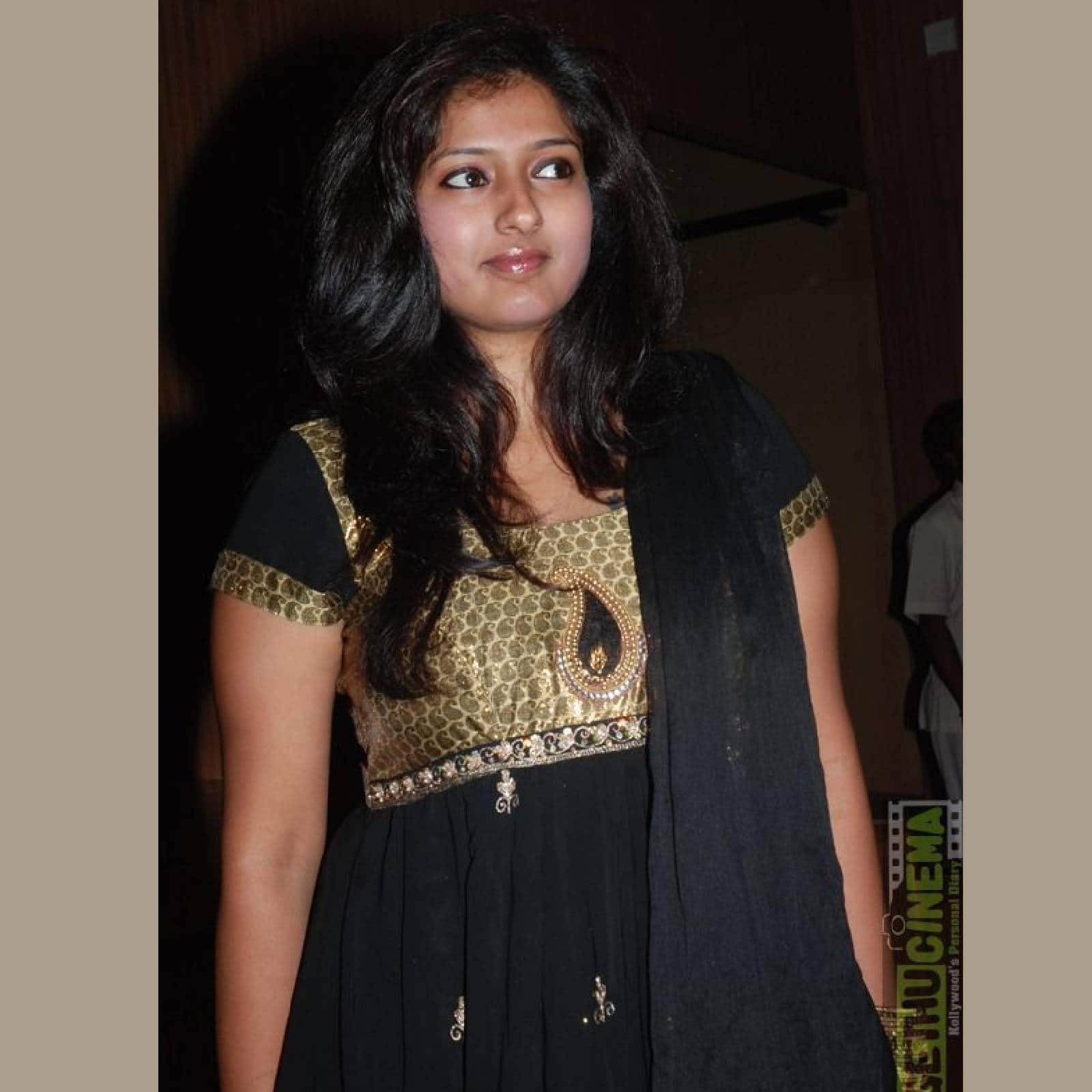 പൃഥ്വിരാജിന്റെ ആദ്യകാല നായിക; സൗന്ദര്യം എന്നാൽ ചമയങ്ങളല്ല എന്ന് ...