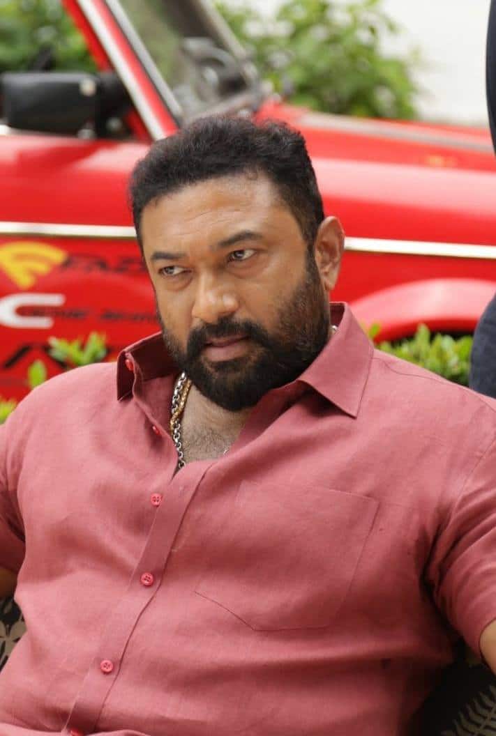 'രാജൻ പി ദേവ് ചേട്ടനൊക്കെ നായകനെ വെല്ലുവിളിക്കുമ്പോ ഞങ്ങൾക്കാ പേടി ...