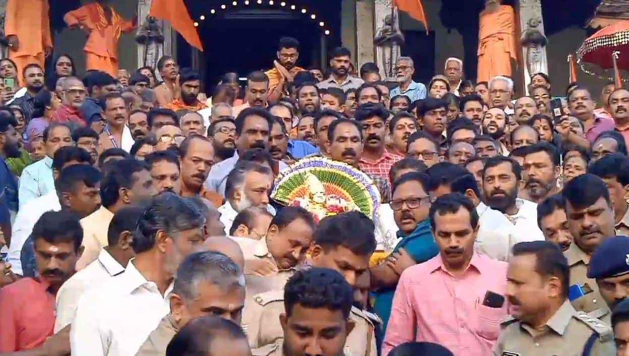sabarimala thanka anki: ശബരിമല അയ്യപ്പ വിഗ്രഹത്തിൽ ചാർത്താനുള്ള തങ്ക ...