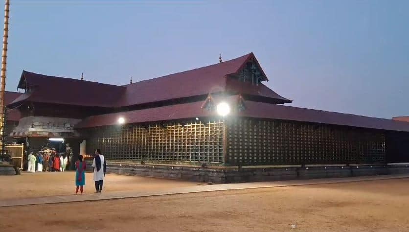 sabarimala thanka anki: ശബരിമല അയ്യപ്പ വിഗ്രഹത്തിൽ ചാർത്താനുള്ള തങ്ക ...