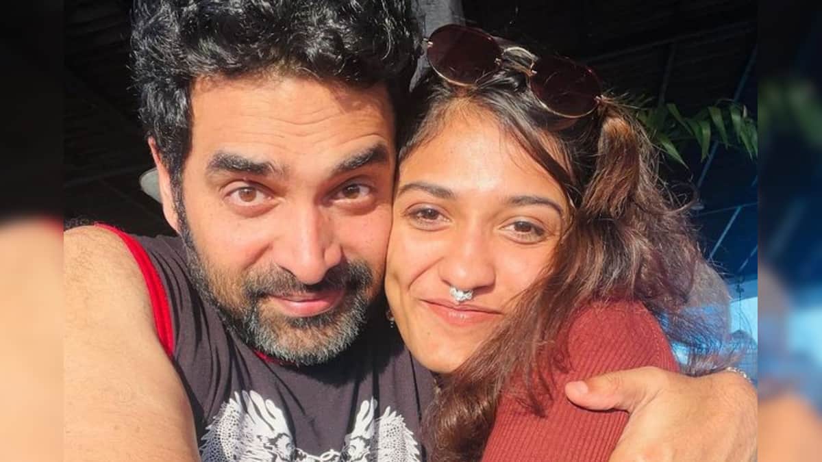 Mayoni Gopi Sundar: 'എന്നെ സ്‌നേഹിക്കാൻ പഠിപ്പിച്ചയാൾ', ഗോപി ...