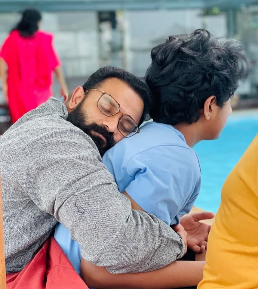 'ബര്‍ത്ത് ഡേയ്ക്ക് ഇത്ര ഉന്തും തള്ളും മതി' ആദിയ്ക്ക് പിറന്നാള് ...