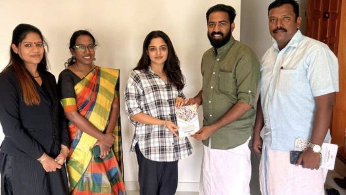 കേന്ദ്രാവഗണനയ്‌ക്കെതിരെ മനുഷ്യച്ചങ്ങല; നടി നിഖിലാ വിമലിനെ വീട്ടിലെത്തി ...