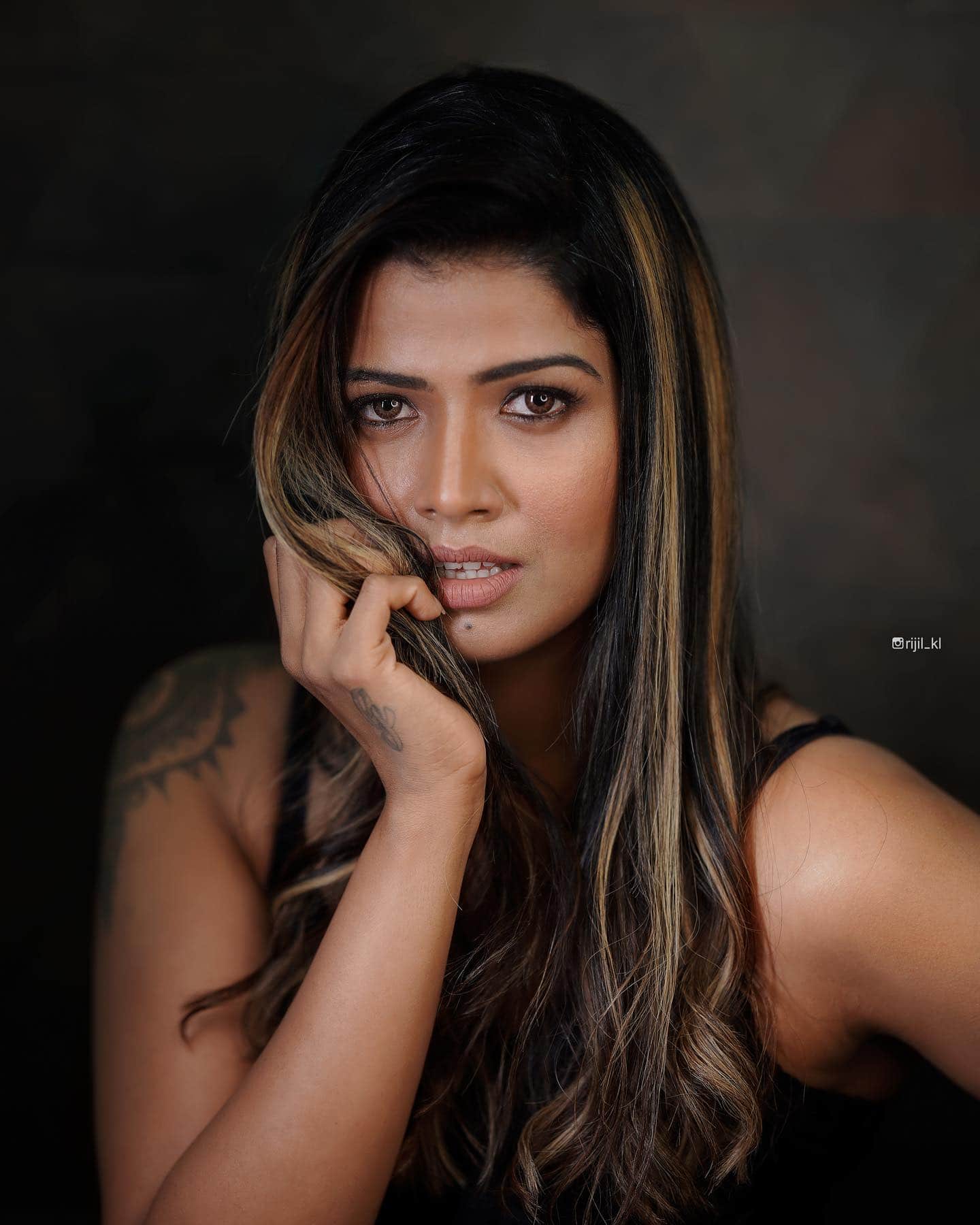 Amrutha Suresh | തിരുമ്പി വന്തിട്ടേൻ; പുതുവർഷത്തിൽ ഗംഭീര ...