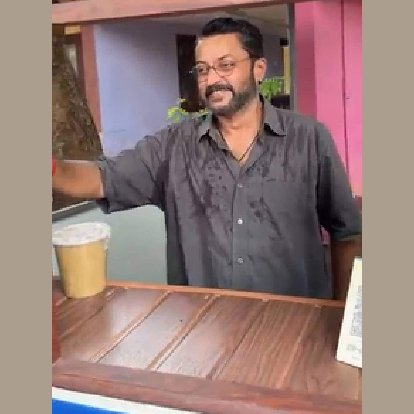 സിനിമയിൽ അച്ഛന്റെ പേരിൽ നിന്നുവെന്നാക്ഷേപം കേൾക്കാത്ത നട ...