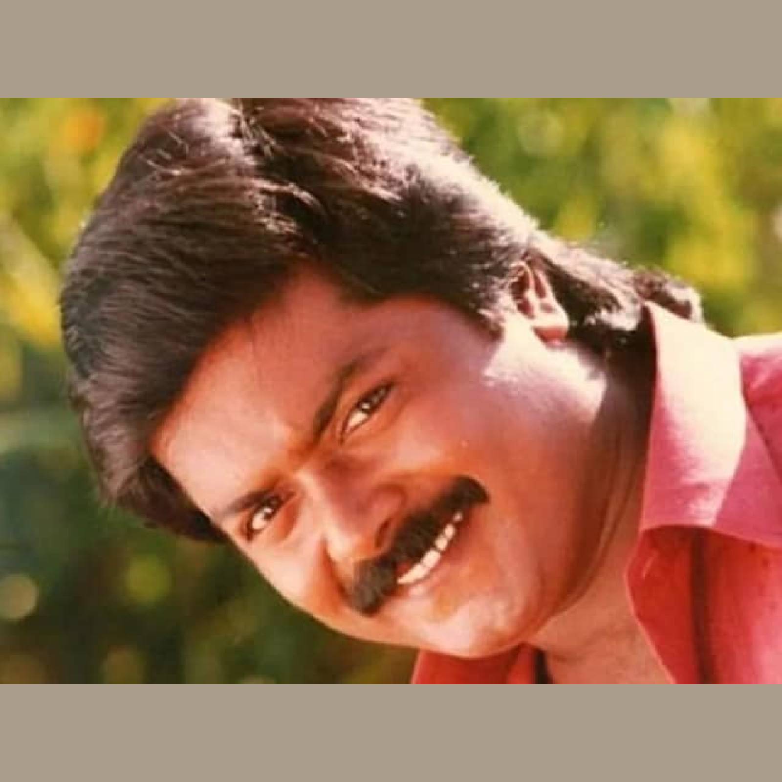 പ്രേക്ഷക പ്രിയനായ അച്ഛന്റെ മരണശേഷം മറഞ്ഞു നിന്ന മകൾ; കാവ്യയുടെ ചിത്രങ്ങ ...