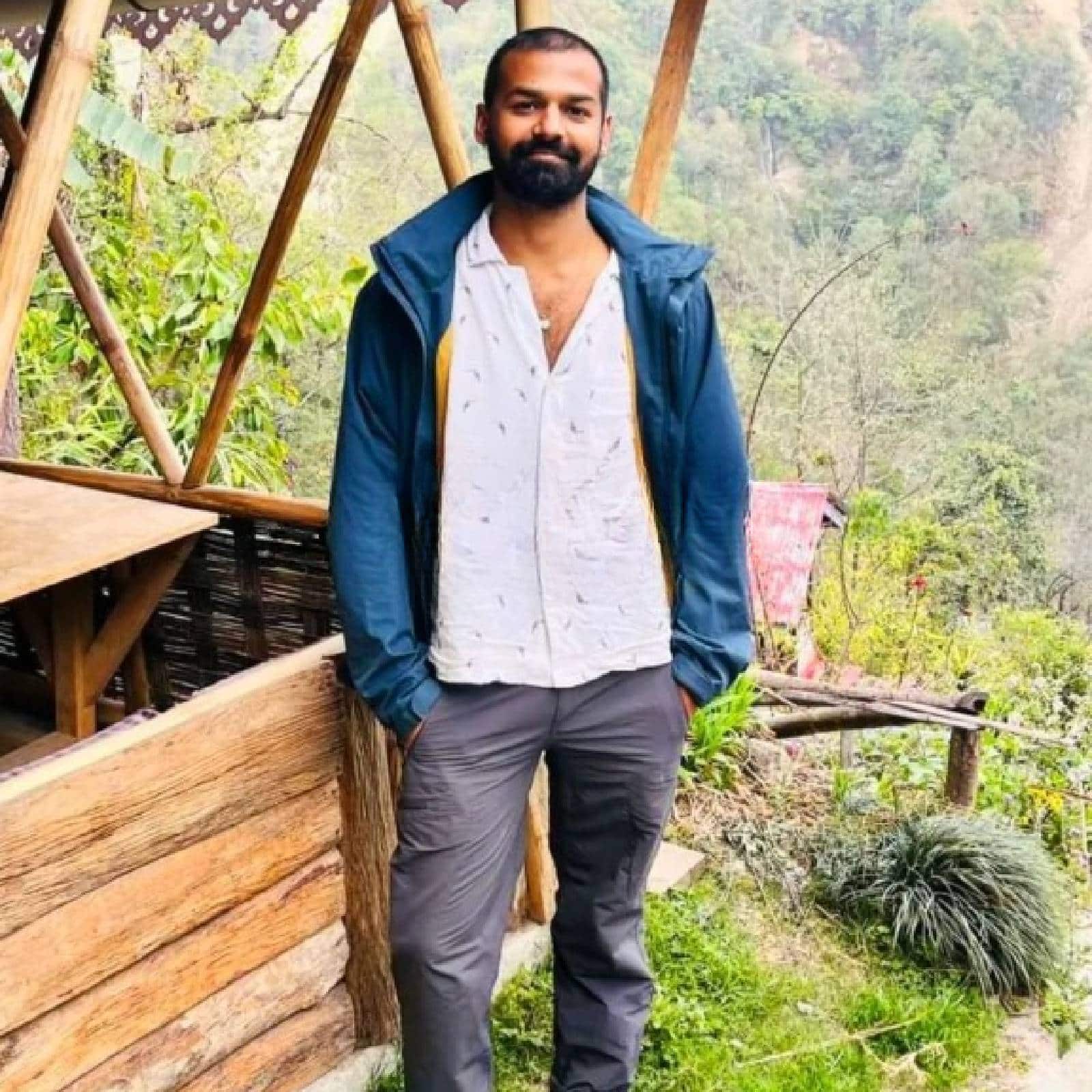 എവിടെയും ശ്രദ്ധിക്കപ്പെടാതെ നിൽക്കണം പ്രണവിന്; അച്ഛമ്മയുടെ ജന്മദിനത്തിൽ ആൾക്കൂട്ടത്തിനിടെ പ്രണവ് ...