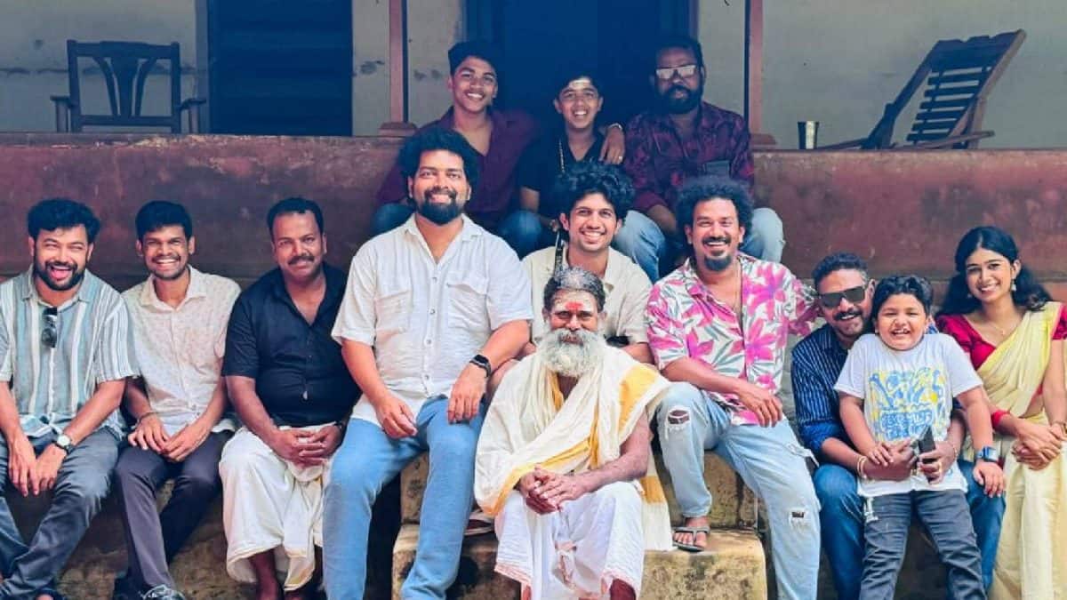 ഒരു വെളിച്ചപ്പാടിന്റെ ജീവിതം അഭ്രപാളിയിലേക്ക്; 'വെളിച്ചപ്പാട്- ദി റിവീല ...