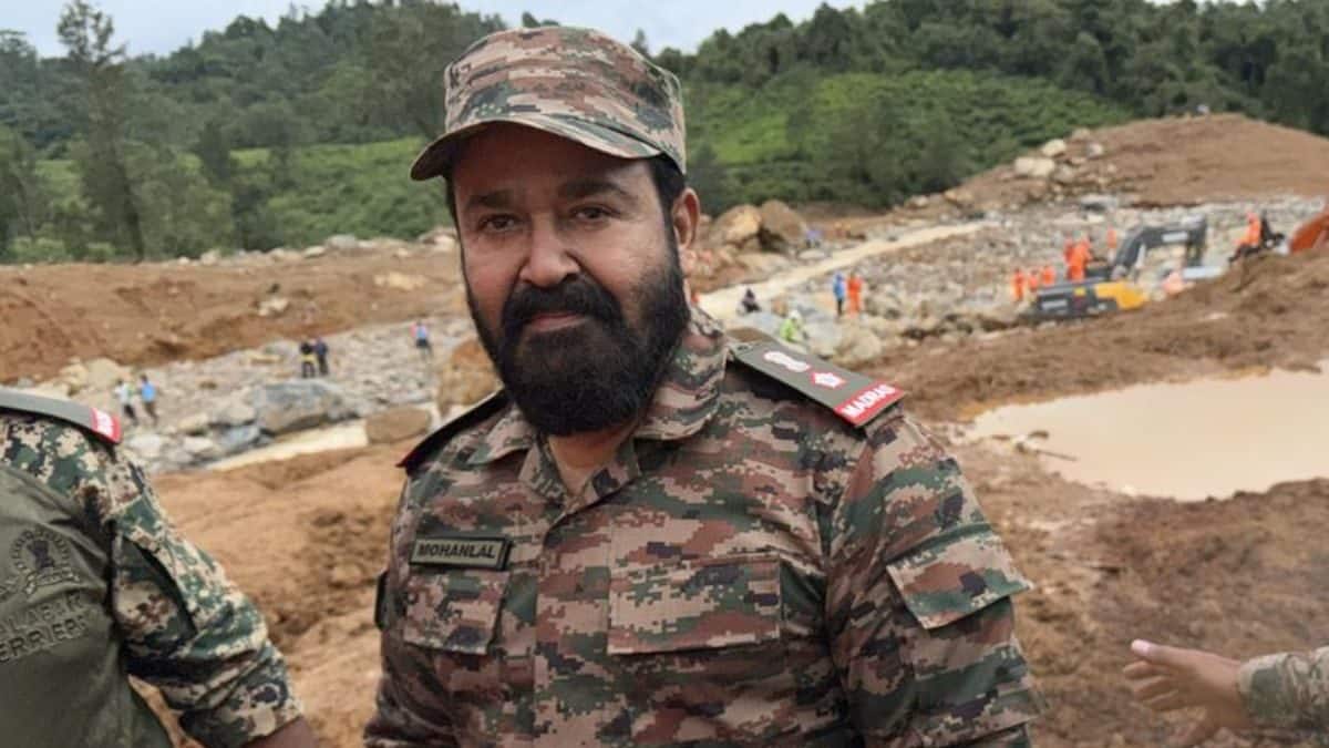 Lt.Cl.Mohanlal| ലെഫ്.കേണലായി മോഹൻലാൽ സൈനിക യൂണിഫോമിൽ വയനാട്ടി ...