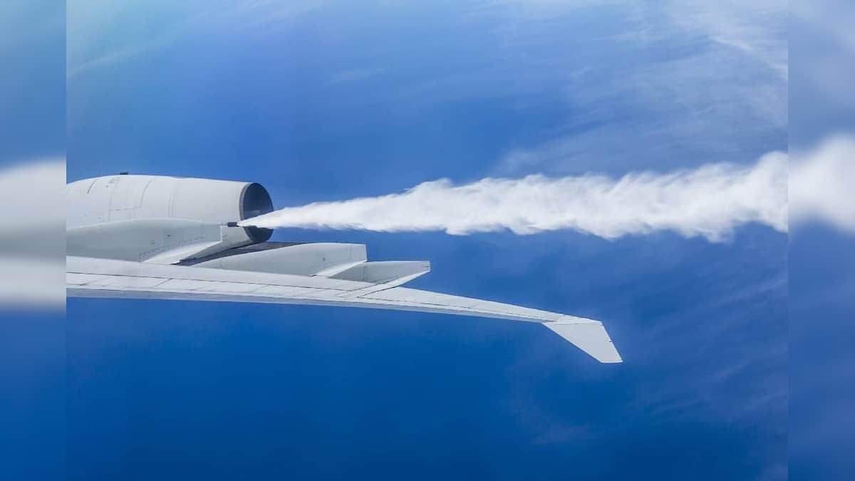 എമര്‍ജന്‍സി ലാന്‍ഡിംഗ് സമയത്ത് വിമാനങ്ങള്‍ ആകാശത്തുവെച്ച് ഇന്ധനം ...