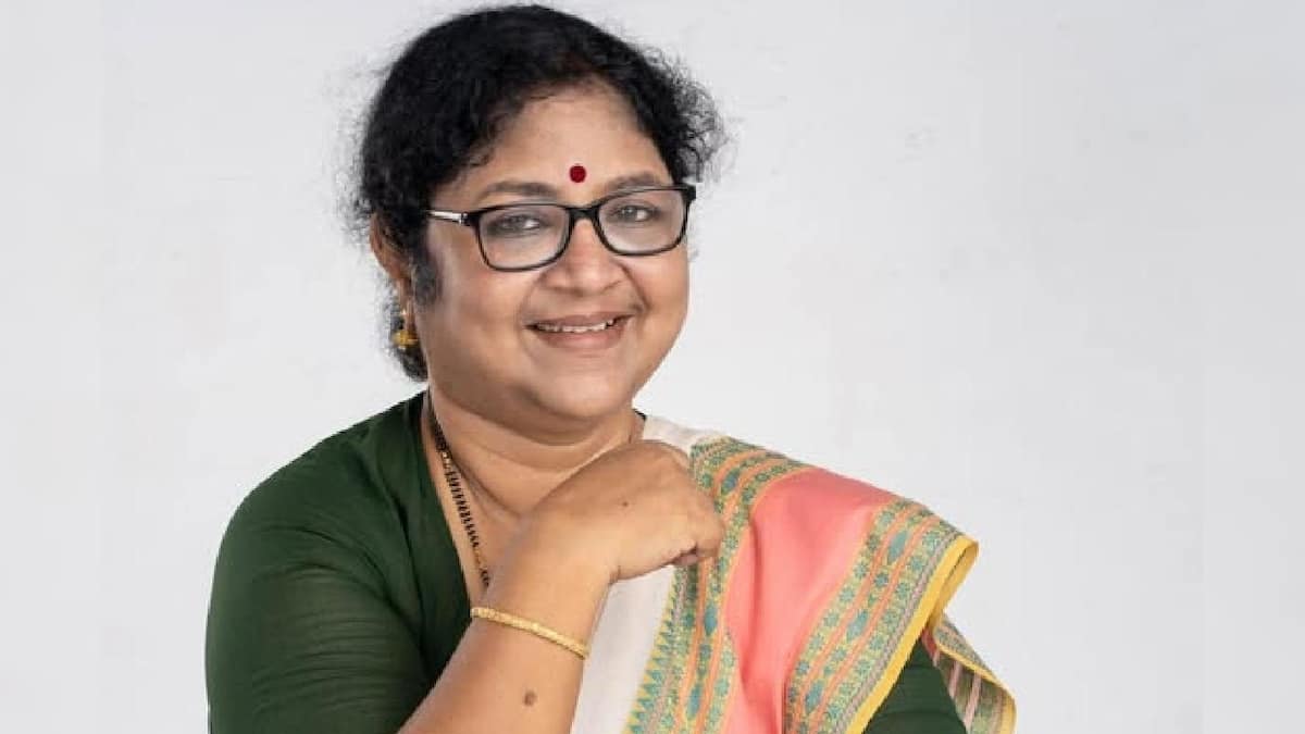 സംഘർഷസന്ദർഭങ്ങളിൽ അദ്ധ്യാപകർ നൽകേണ്ടത് ചേർത്തുപിടിക്കലിന്റെ ആർദ്രസ്പർശം ...