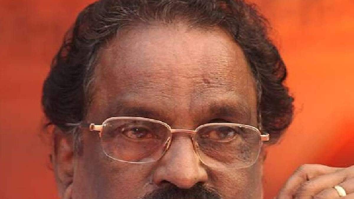 'ചെങ്കൊടി ചെറുത്തുനിൽപ്പിന്റെയും പ്രതീക്ഷയുടെയും പ്രതീകം ...