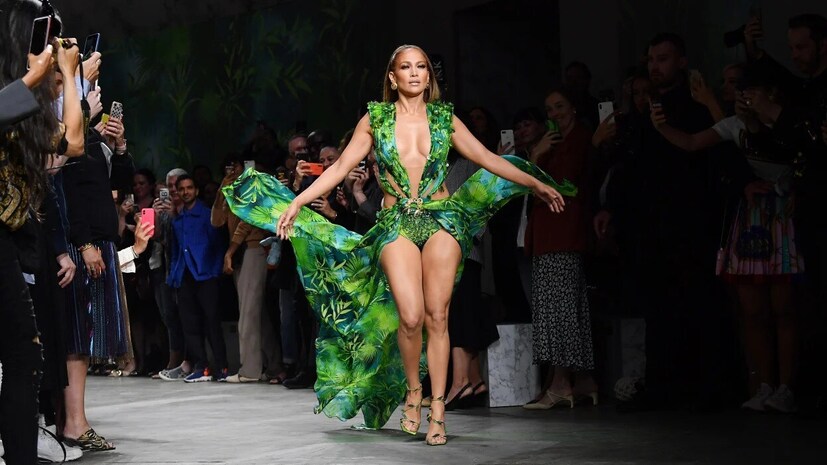 നടി ധരിച്ചത് ഒരൊറ്റ വസ്ത്രം; ചിത്രം തിരഞ്ഞത് 29 കോടി ജനം! ഗൂഗി ...