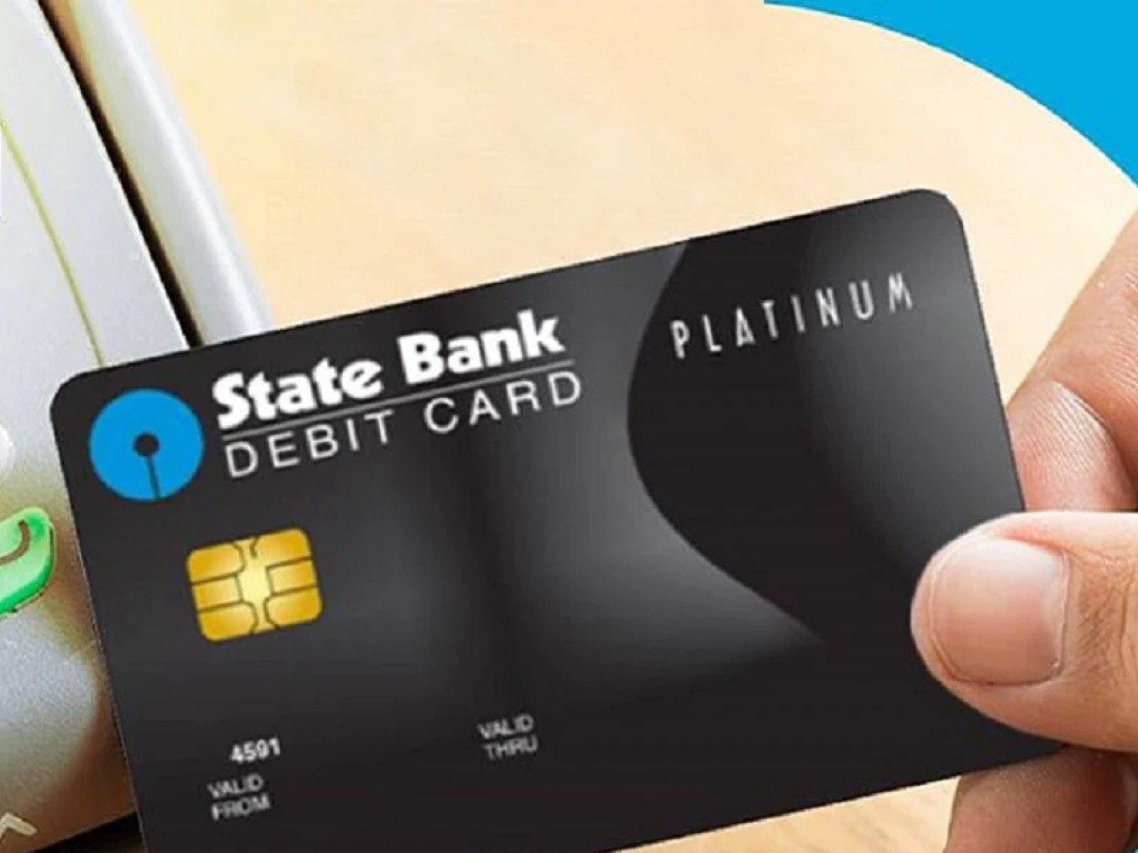 किती प्रकारचे असतात डेबिट कार्ड, तुमच्या कार्डमध्ये कोणकोणते बेनिफ्ट्स ...