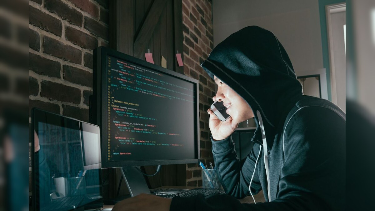 Work From Home वर केंद्राचा अलर्ट! 100 फ्रॉड वेबसाईटवर कारवाई; असं ...