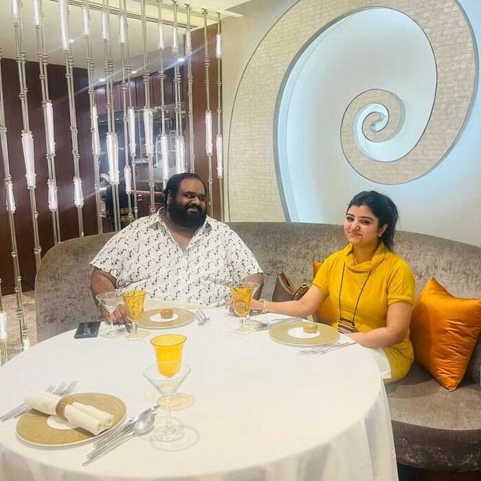 VJ Mahalakshmi and Ravindran 1st marriage anniversary photos ...