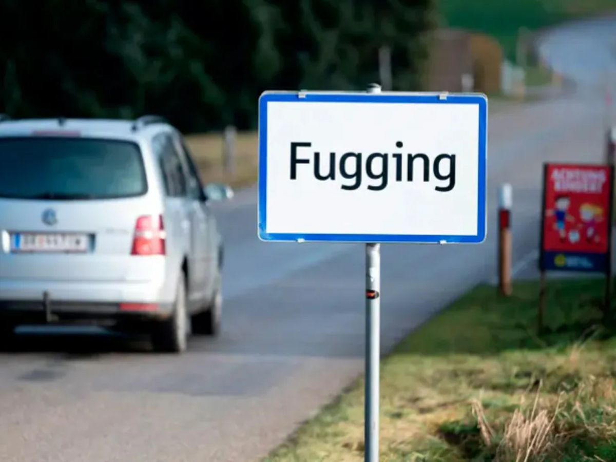 गावाचं असं नाव ज्याला वाचण्याची हिंमत तुम्ही करुच शकणार नाही ...