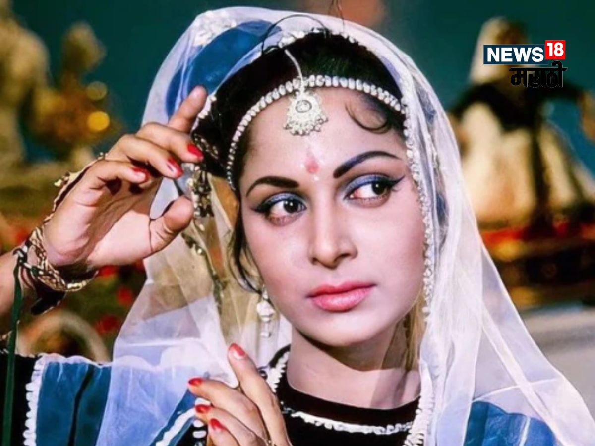 Waheeda Rehman : देवानंदच्या फेव्हरेट हिरोईनला मिळालं त्यांच्या बर्थडे ...