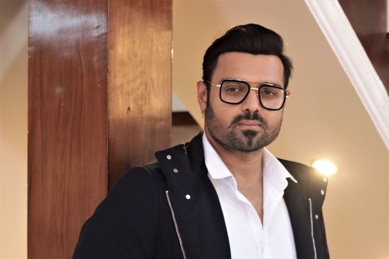 सुपरस्टारचा सुपरफ्लॉप मुलगा! 12 वर्षांपासून एका हिट चित्रपटासाठी तरसलाय ...