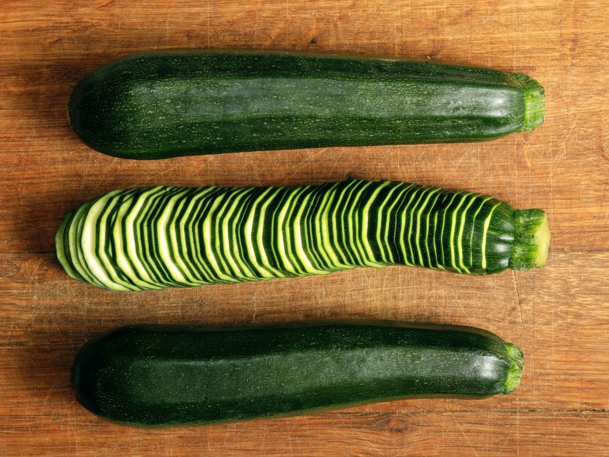 Zucchini Benefits : झुकिनीचे हे जबरदस्त फायदे माहितीये? वाचाल तर नक्की आहारात कराल सामील ...