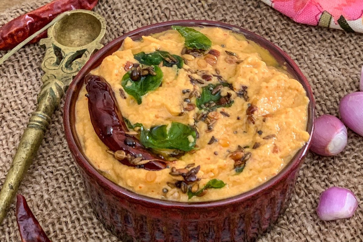 चटणीमुळे डोसा इडलीची चव बिघडते? मग 2 प्रकारे बनवा नारळाची चटणी, वाढेल ...