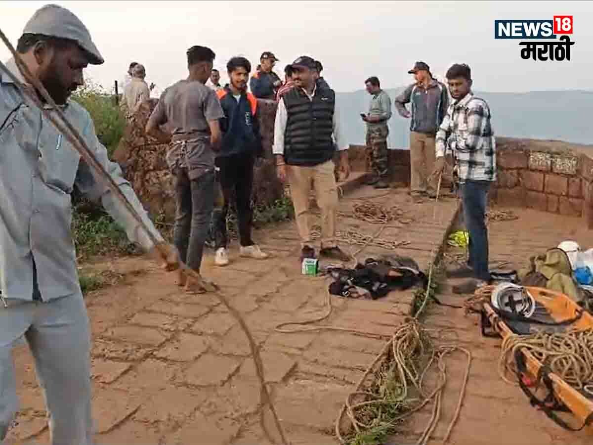 महाबळेश्वर येथे सेल्फी काढताना तोल गेला, महिला 300 फूट दरीत कोसळली ...