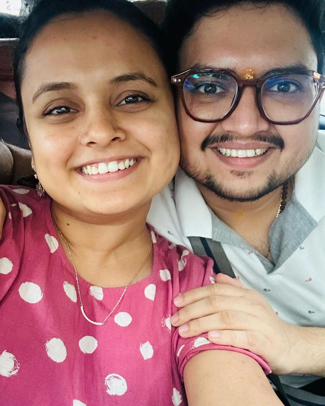 Mugdha - Prathamesh :मोठ्या बहिणीचं झालं आता मुग्धाची लगीनघाई! बॅचलर्स पार्टीचे फोटो आले समोर ...