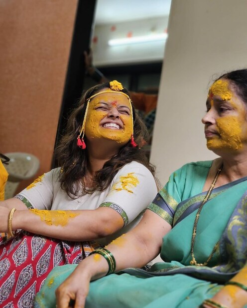 Mugdha - Prathamesh Haldi : हळदीनं पिवळे झाले लिटिल चॅम्प्स! मुग्धा-प्रथमेशच्या हळदीची पहिली झलक ...