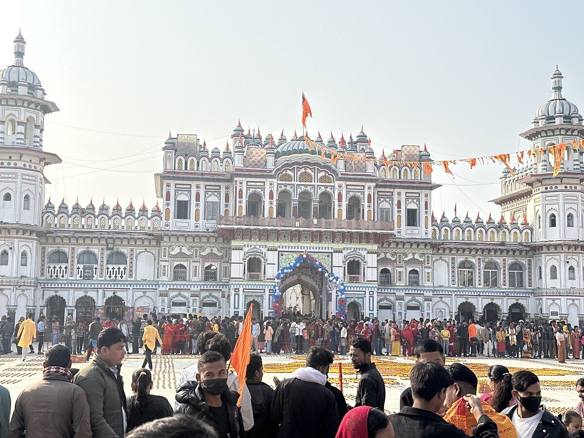 PHOTO : अयोध्येत रामलल्ला विराजमान; नेपाळमध्ये सीता नगरी जनकपूरमध्ये ...