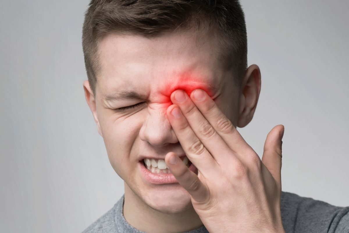 सकाळी जाग येताच गायब झाला होता तरुणाचा एक डोळा, नक्की रात्रीत असं काय ...