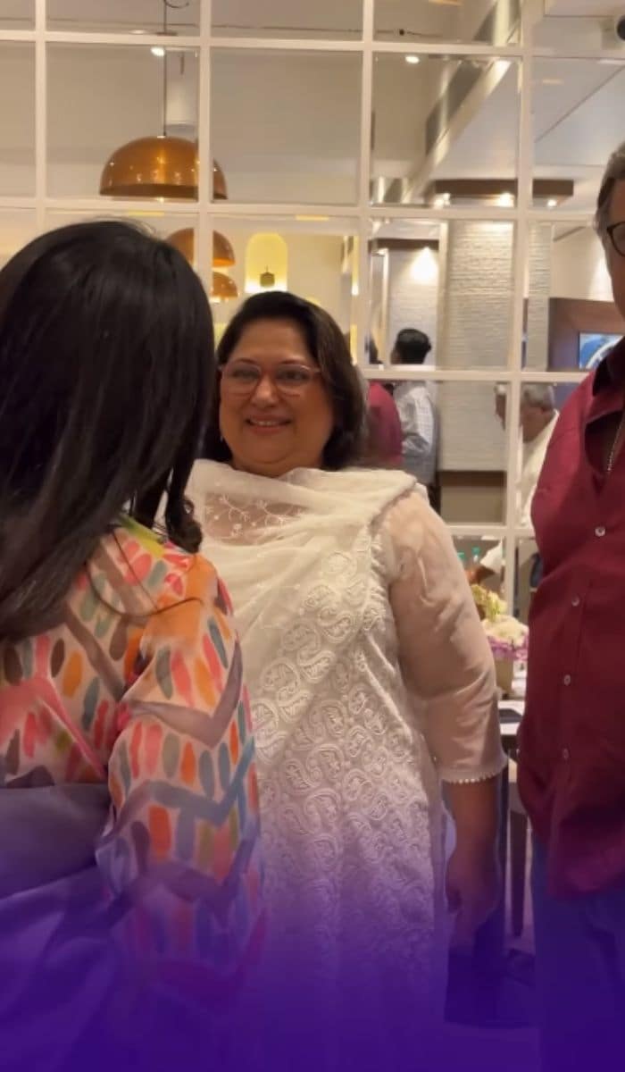 Shreya Bugde Restaurant : अभिनेत्री श्रेया बुगडेनं 'या' ठिकाणी सुरू ...