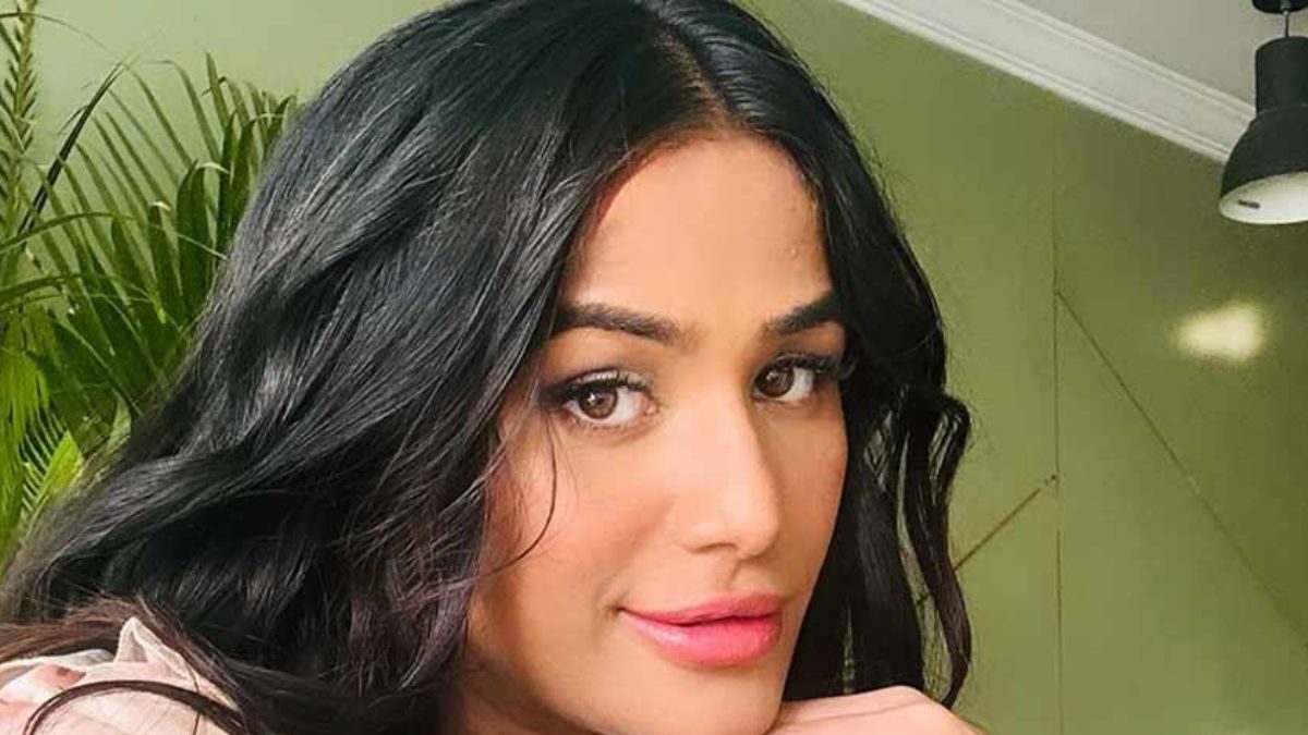 Poonam Pandey: पूनम पांडे मृत्यू प्रकरणाविषयी डिजिटल एजन्सी Schbang ने ...