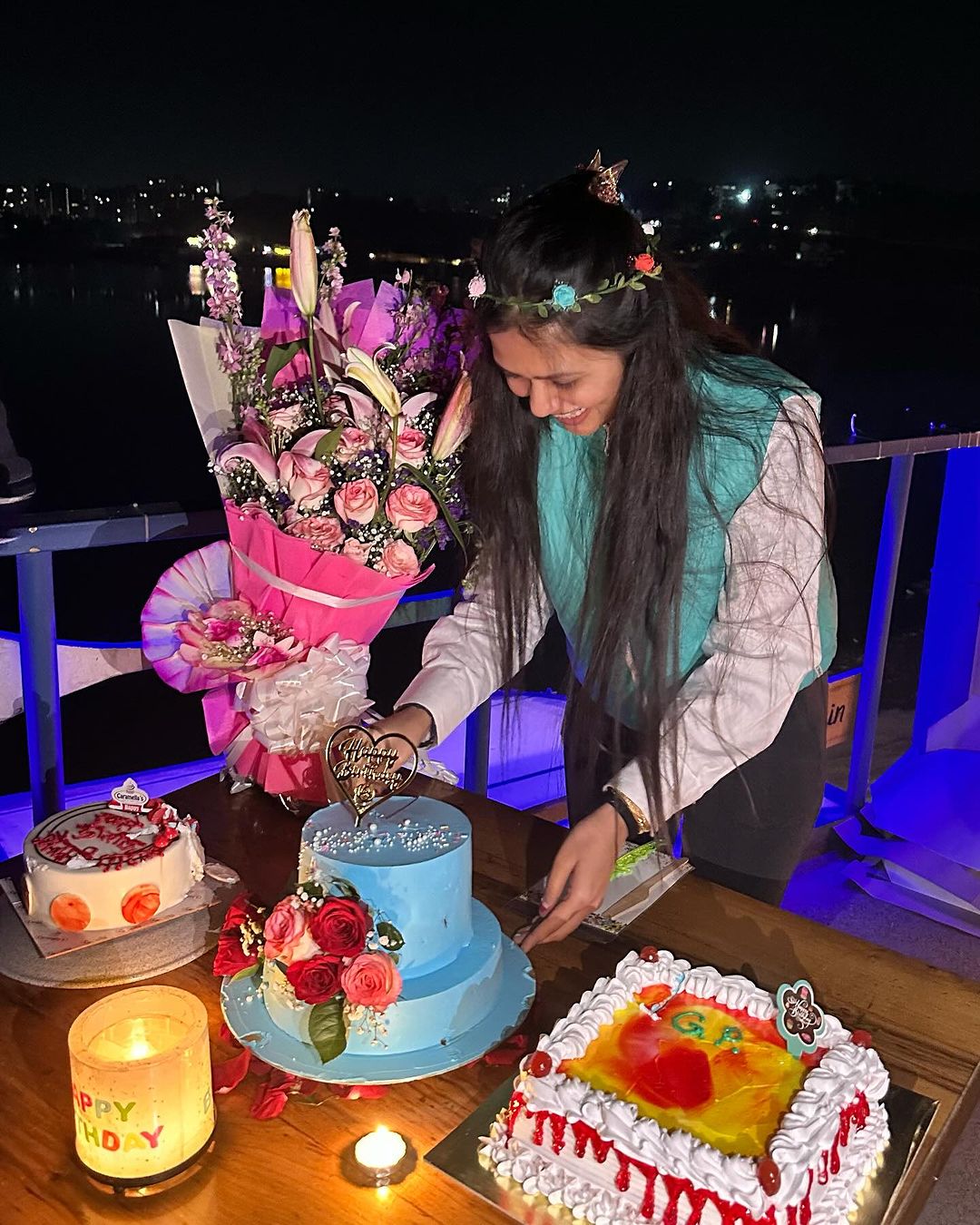 Gautami Patil Birthday : नाद नाय करायचा! गौतमी पाटीलनं असा साजरा केला ...