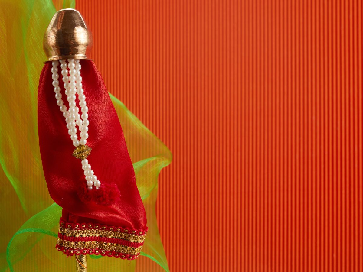 Gudi Padwa 2024: यंदाचा गुढीपाडवा या 4 राशींसाठी खास! नोकरी, व्यवसायात ...