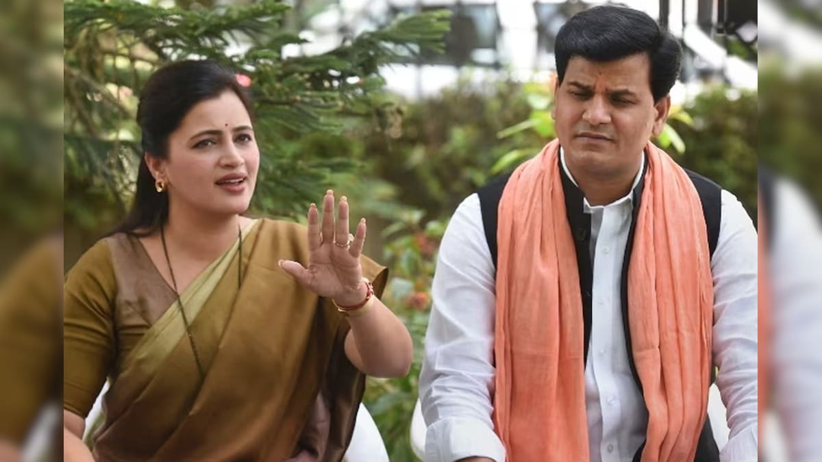 Navneet Rana : राणा दाम्पत्याला भाजपने तातडीने दिल्लीला का बोलावलं ...