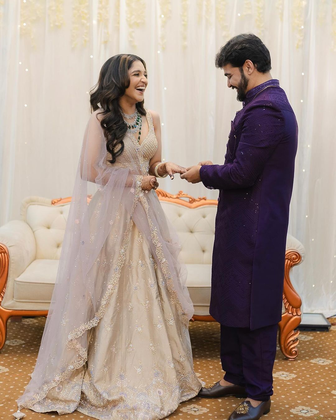 Shivani Sonar : रेश्मा शिंदेच्या ऑनस्क्रिन दिराशी शिवानीचा साखरपुडा ...