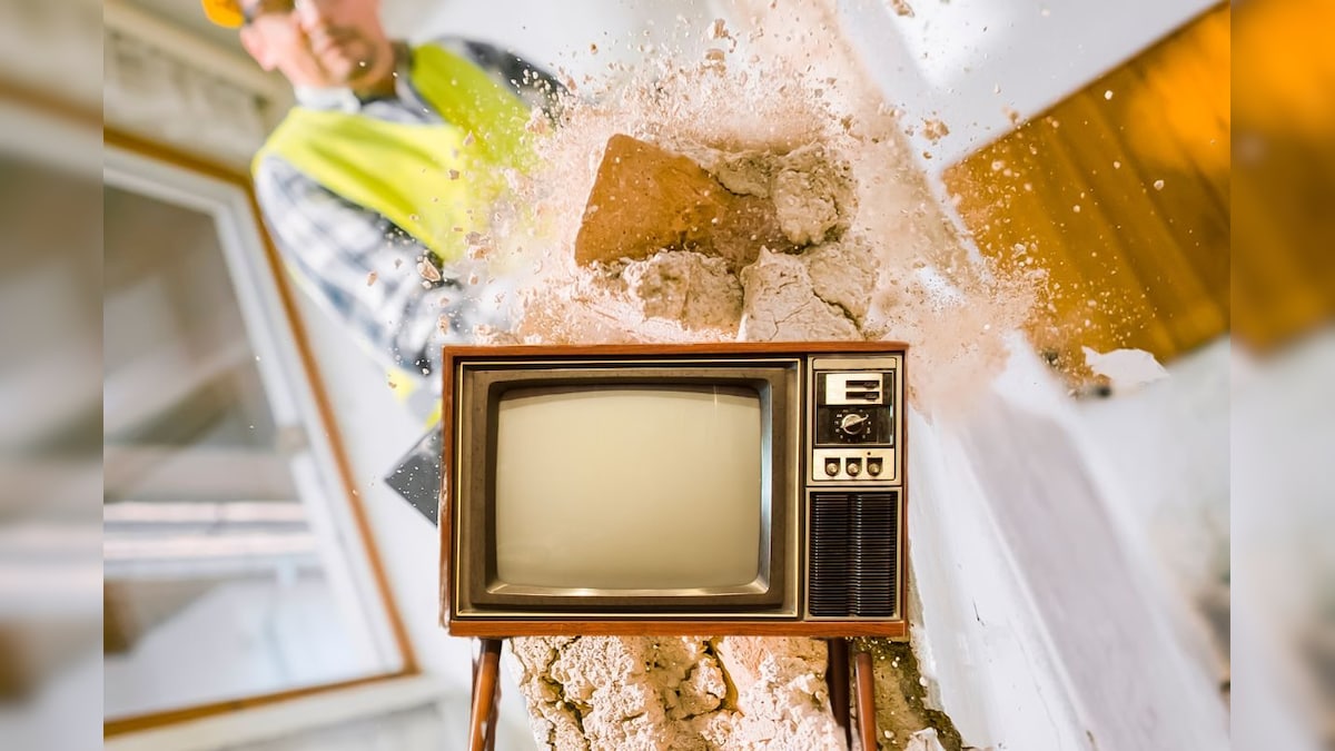 जुना TV फोडताच मिळालं सोनं, असं सांगितलं तर विश्वास ठेवाल? व्हायरल ...