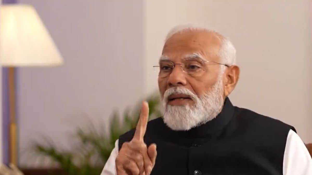 'मोदी की गॅरंटी' म्हणजे नेमकं काय? मोदींनी सांगितलं खरं कारण... pm ...