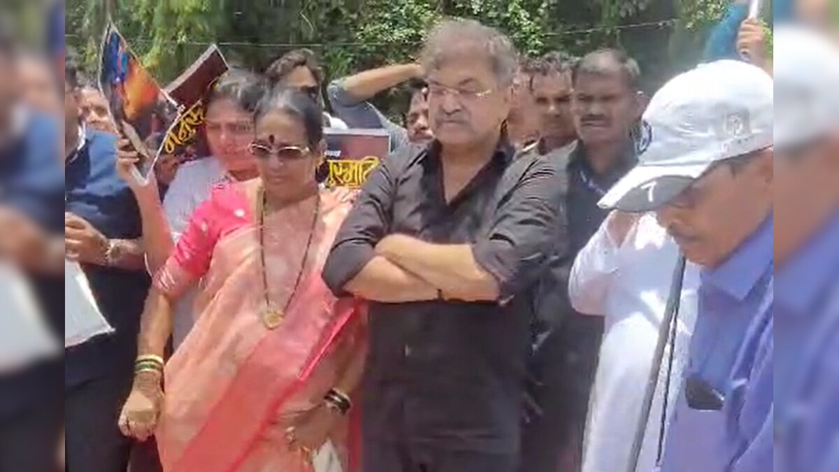 Jitendra Avhad : जितेंद्र आव्हाडांकडून महाडमध्ये मनुस्मृतीचे दहन ...